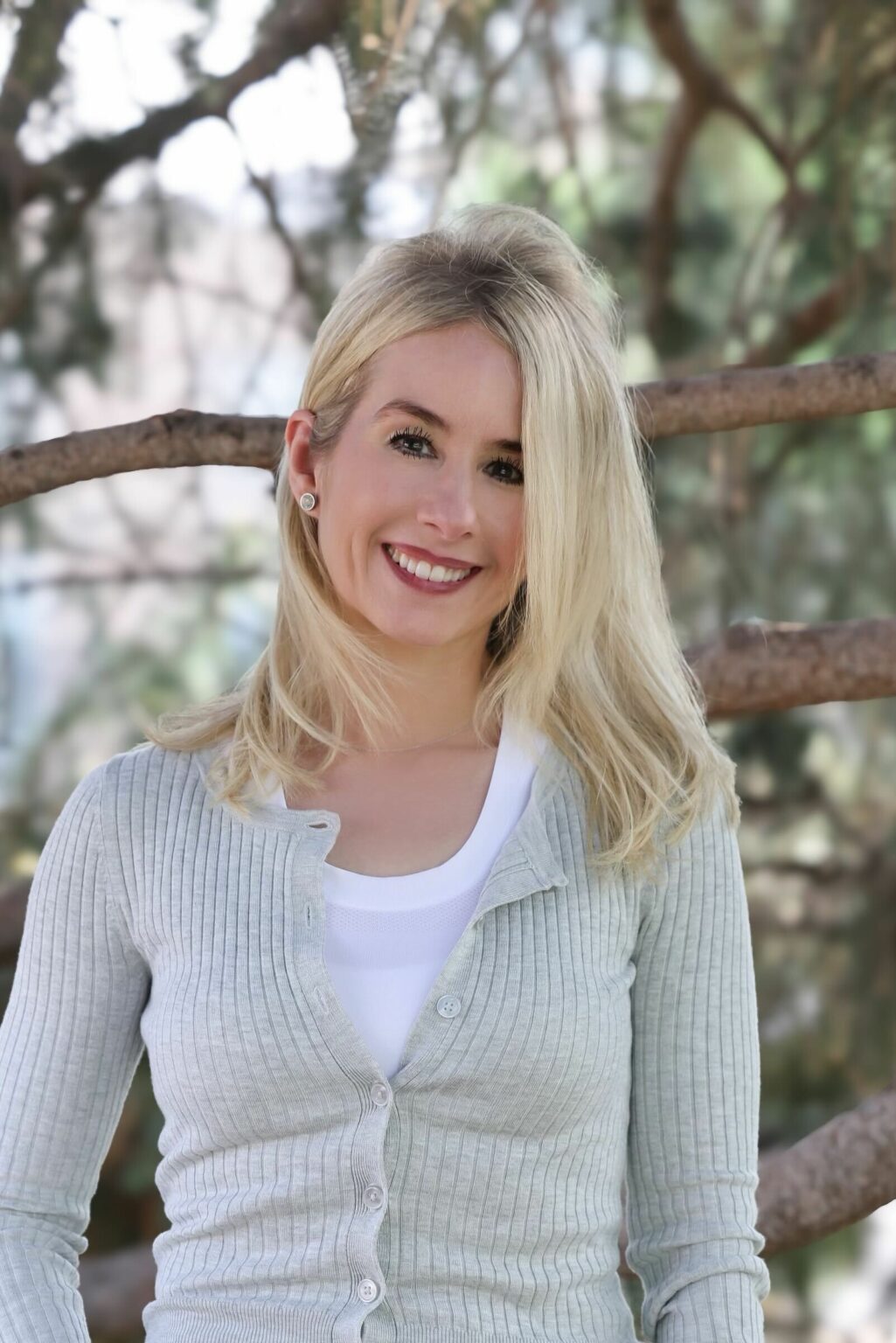 Savvy Wellness: Your Path to Vibrant Health and Wellbeing